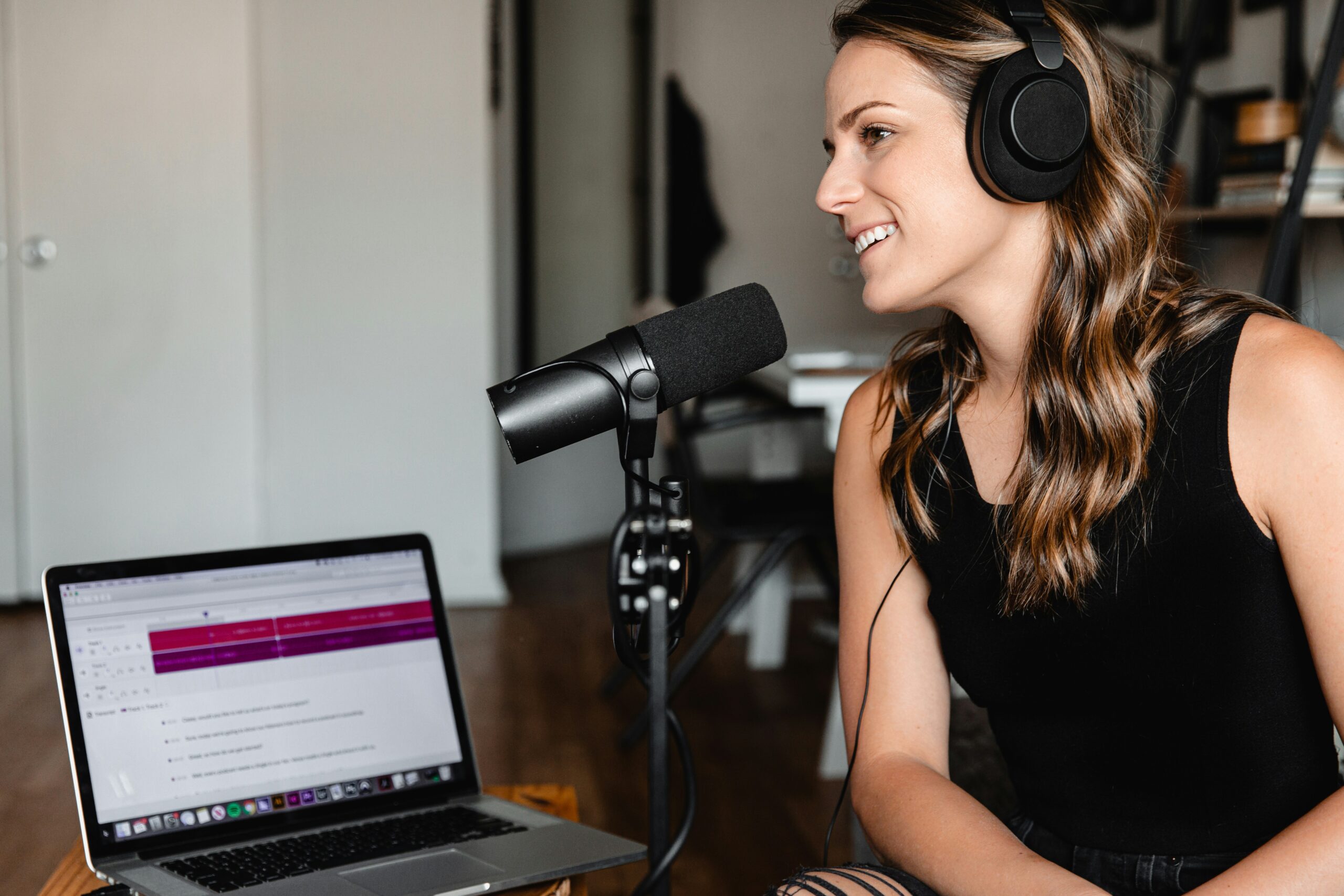 How to Cite a Podcast in MLA, APA, Harvard & Chicago Style