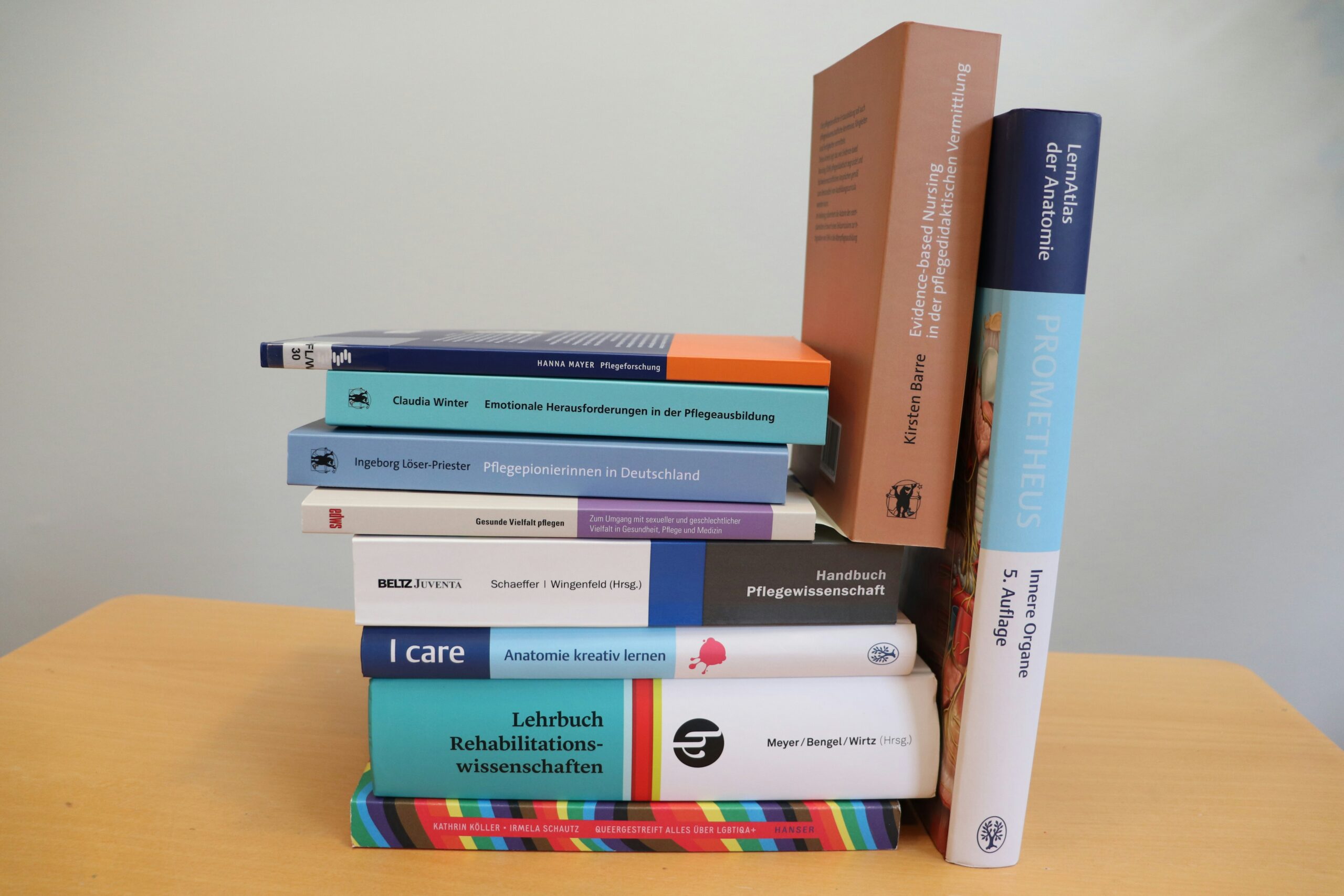 College Textbook Costs: What Students Really Pay